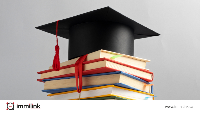 Can I apply for PGWP while on maintained status? Can I start working ...